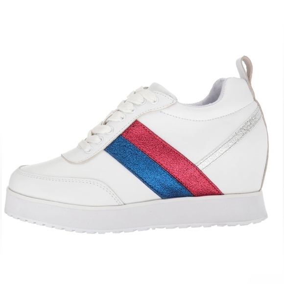 Very Volatile | Shoes | Very Volatile Womens Sarita Platform Sneaker In ...